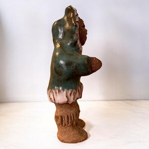 Inuit Eskimo Sandstone Pottery Figure in Parka Figurines British ...