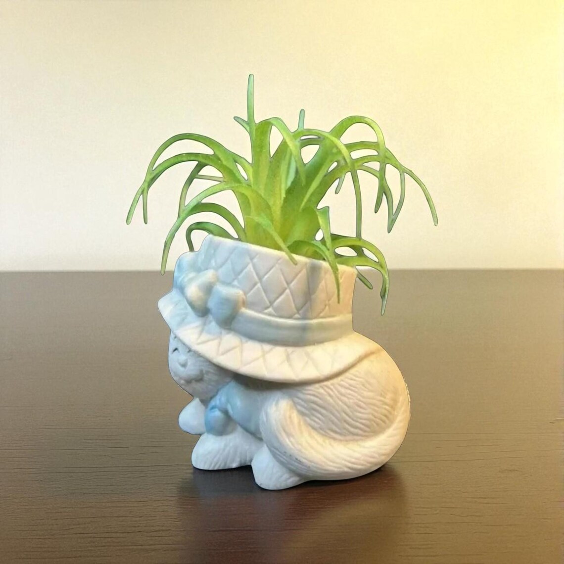 Beautiful White Pottery Cat With Bonnet and Blue Ribbons Succulent Pot ...