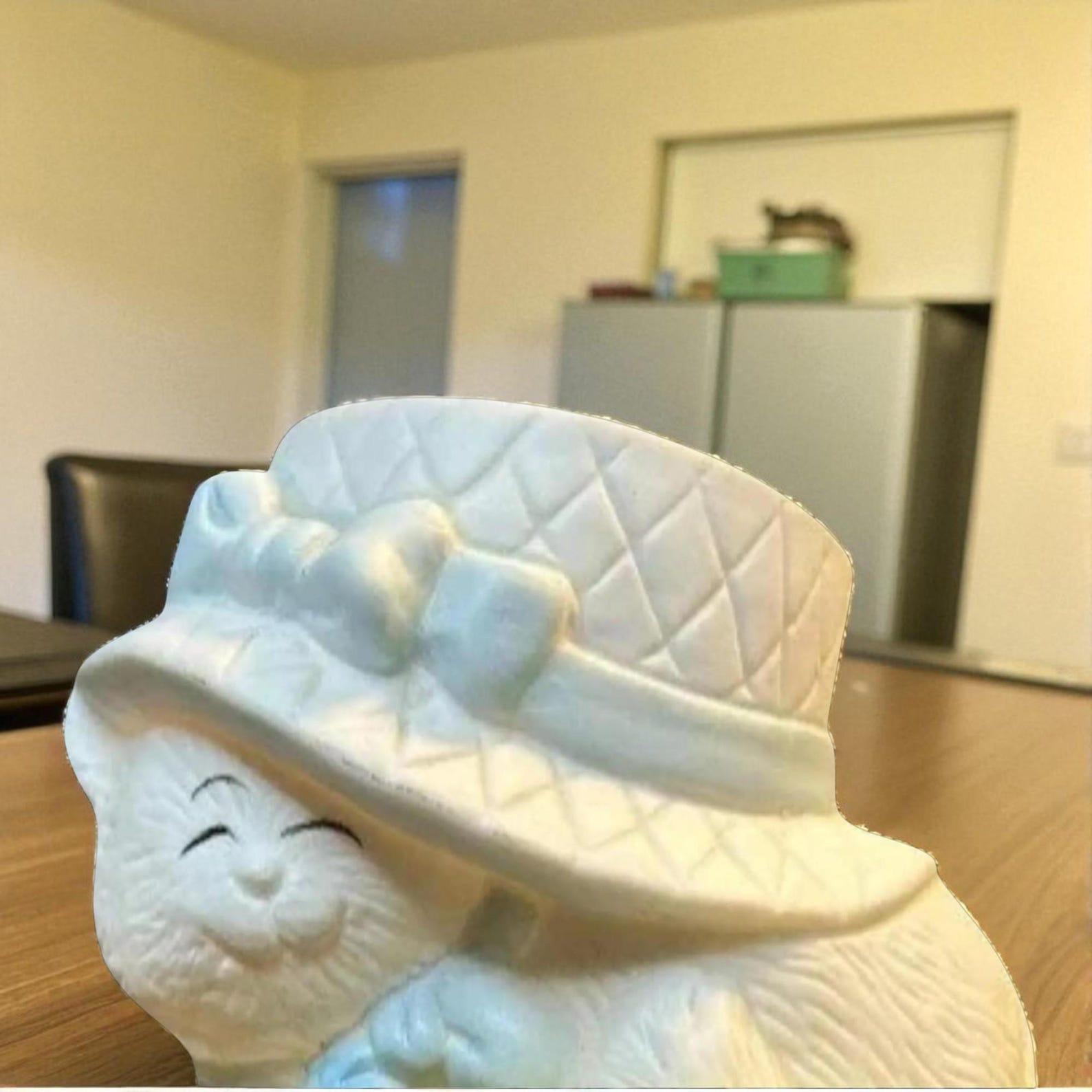 Beautiful White Pottery Cat With Bonnet and Blue Ribbons Succulent Pot ...