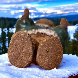 Inuit Eskimo Sandstone Pottery Figure in Parka Figurines British ...