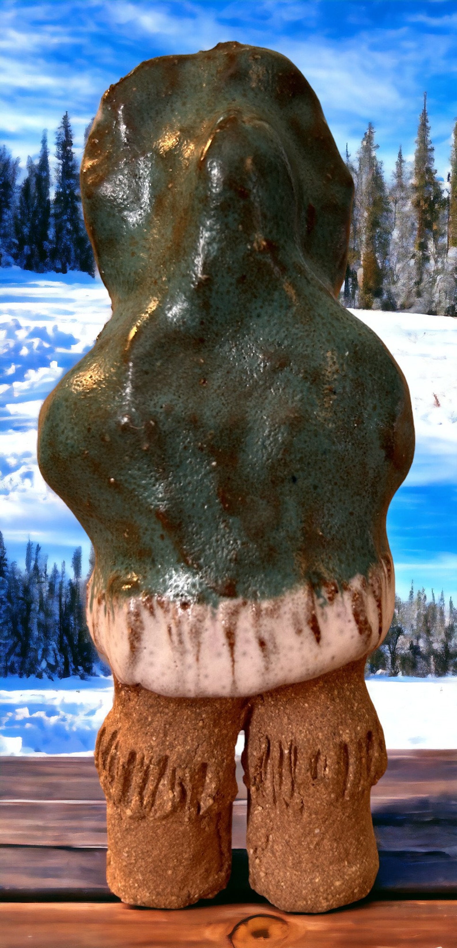 Inuit Eskimo Sandstone Pottery Figure in Parka Figurines British ...