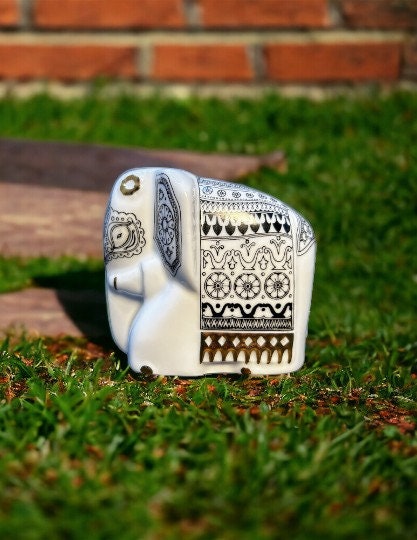 Boho Miesna Sri Lanka Porcelain White Elephant Figurine Good Luck Home ...