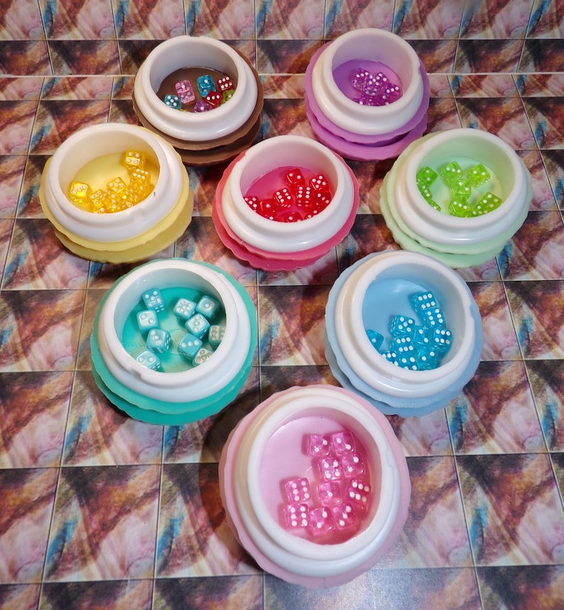 Unscented Sweet Sneak Attack Teeny Tiny D6 Dice Set W/macaron Storage ...