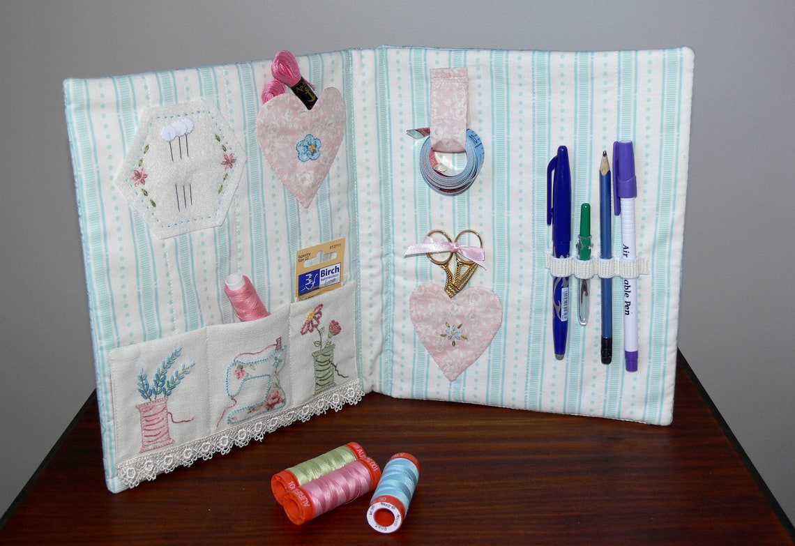 Thimble & Thread Appliqued and Embroidered 2-piece Stitching Folder and ...