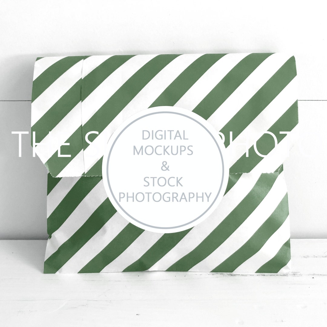 Round Sticker Label Mockup Wedding Birthday Treat Bag Mockup Gift Bag ...