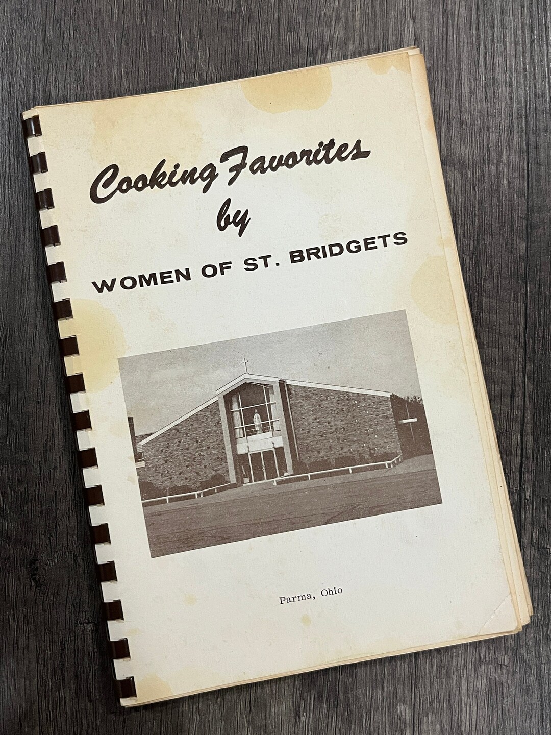 1974 Cooking Favorites by the Women of St. Bridget's Parma Ohio Vintage ...