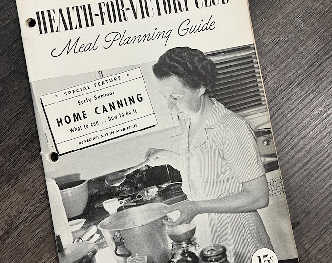 Wartime Cookbook Booklet: 1943 WWII Health for Victory Meal Planning ...