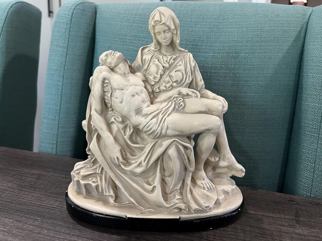 Vintage PIETA by Michelangelo Statue 8" Figurine of Mary and Jesus - Etsy
