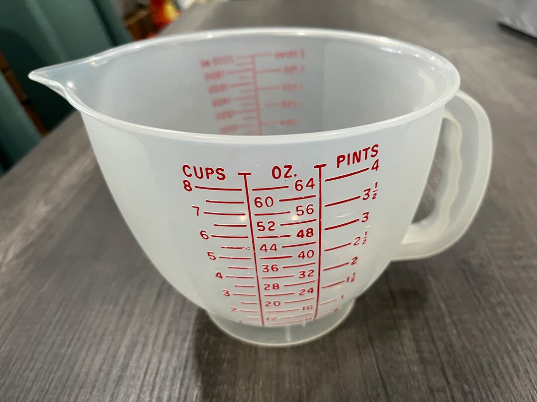 Vintage Tupperware 2 Quart 8 Cup Measuring Cup Bowl Batter Bowl With ...