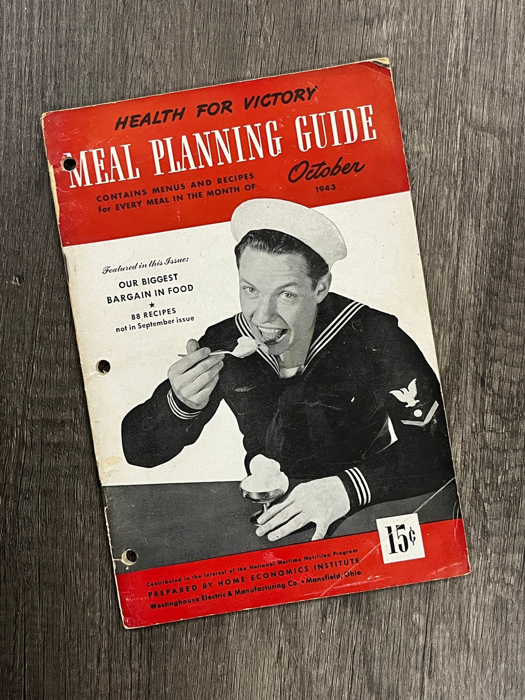 Wartime Cookbook Booklet: 1943 WWII Health for Victory Meal Planning ...