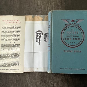 1942 WARTIME the Victory Binding of the American Woman's Cook Book ...
