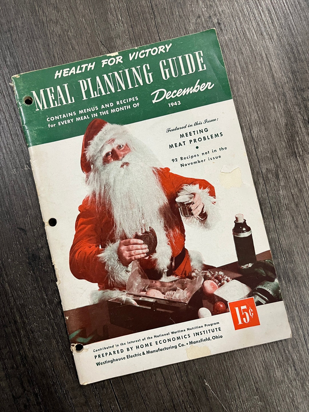 Wartime Cookbook Booklet: 1943 WWII Health for Victory Meal Planning ...