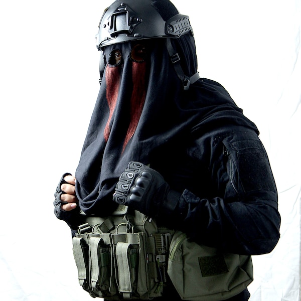 Konig Cosplay - Etsy