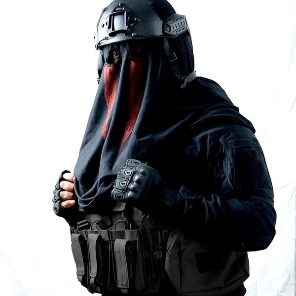 Konig Cosplay - Etsy