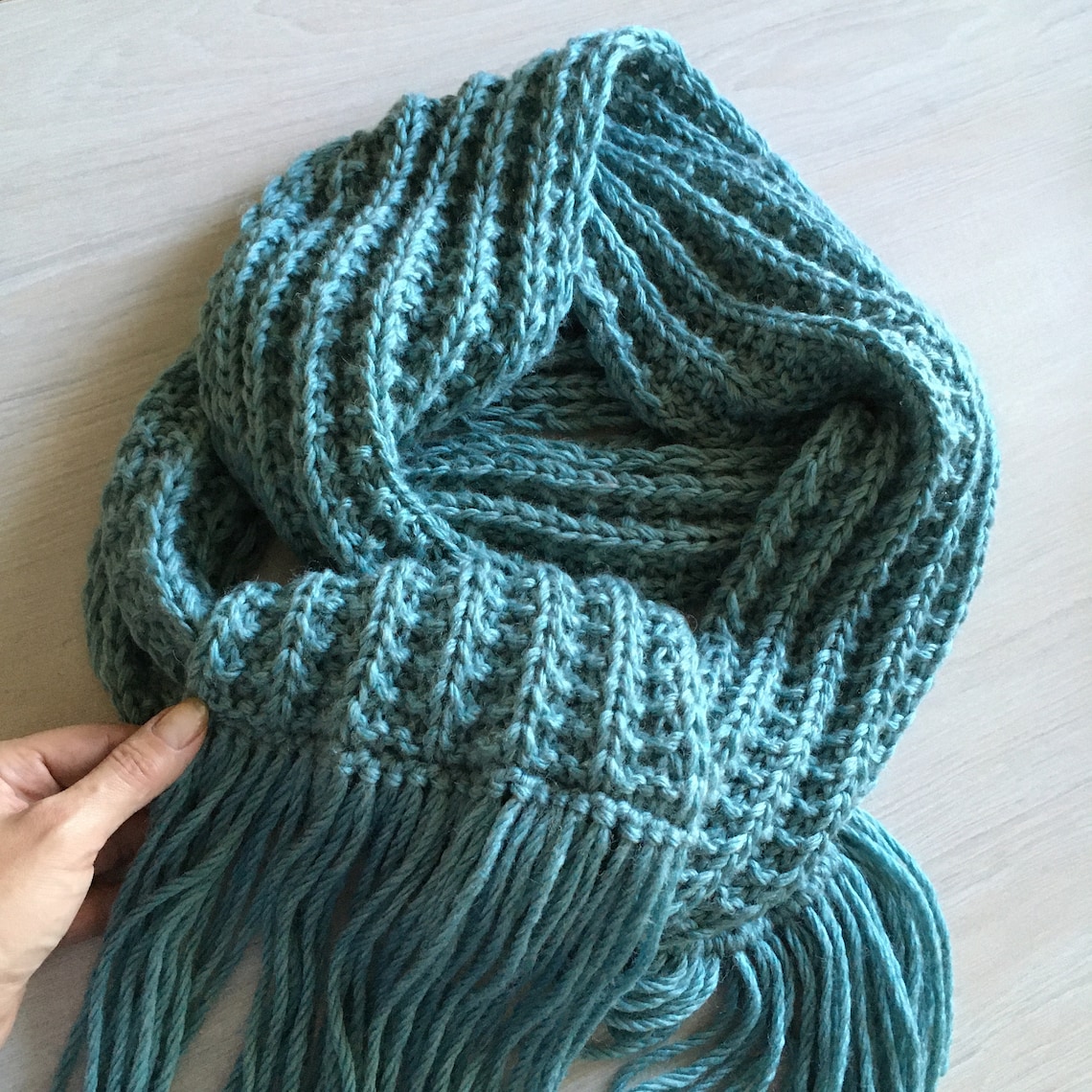 Knitted Scarf Pattern for Women and Men . Easy Knit Scarf Pattern for ...