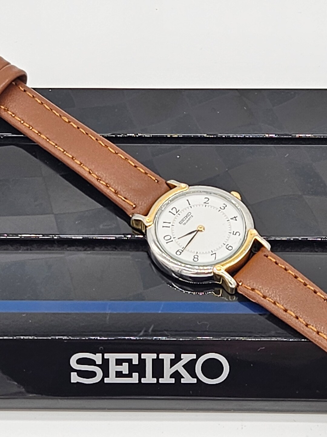 Ladies SEIKO 1N00-0B58 Two Tone Gold and Silver Watch New Brown Band ...