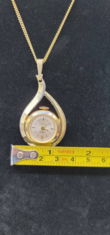 Vintage SPENDID 17 Jewels Antimagnetic Swiss Made Round Gold Tone ...