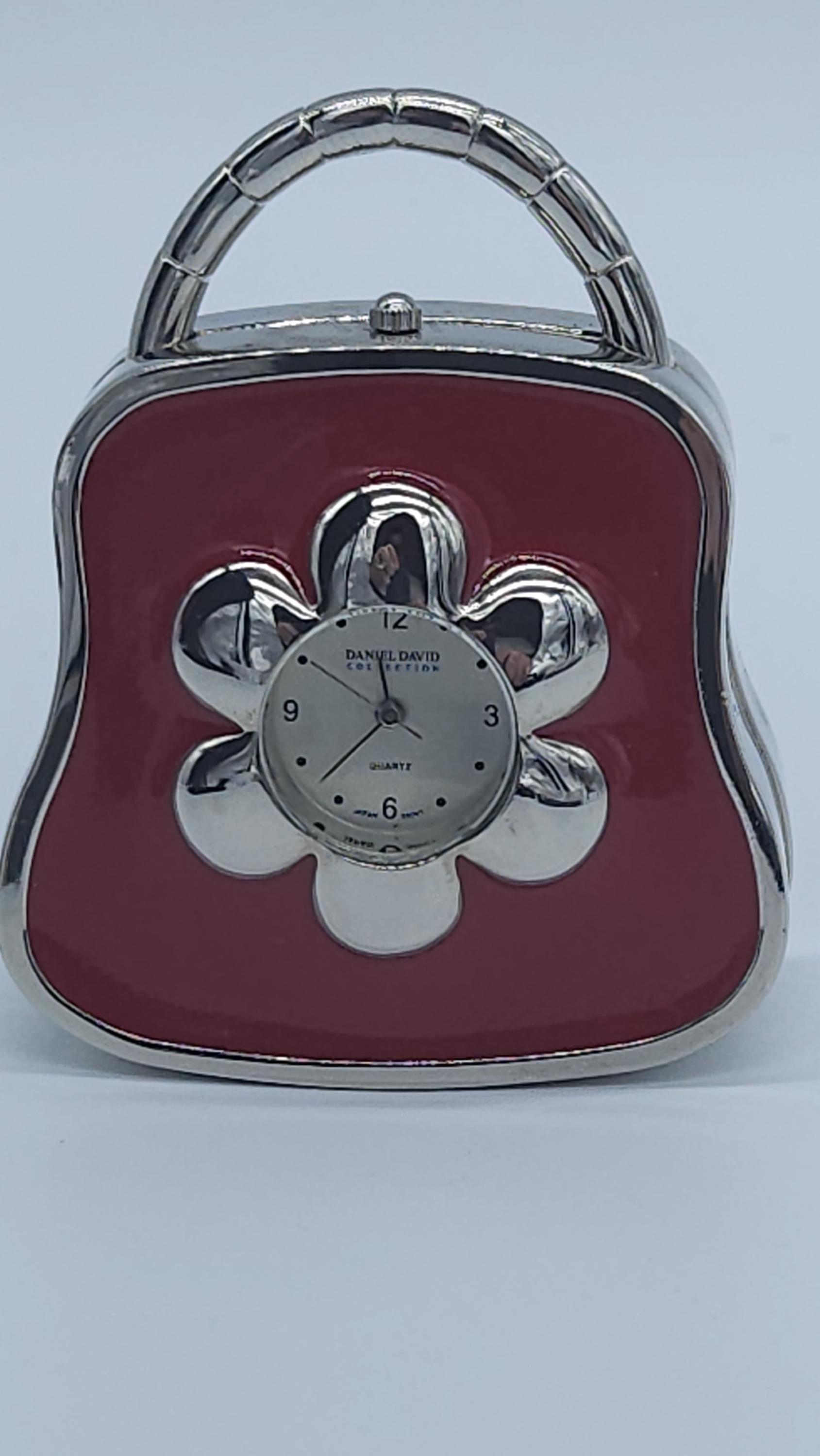 Vintage and Rare Daniel David Collection Quartz Table Clock Red Mini ...