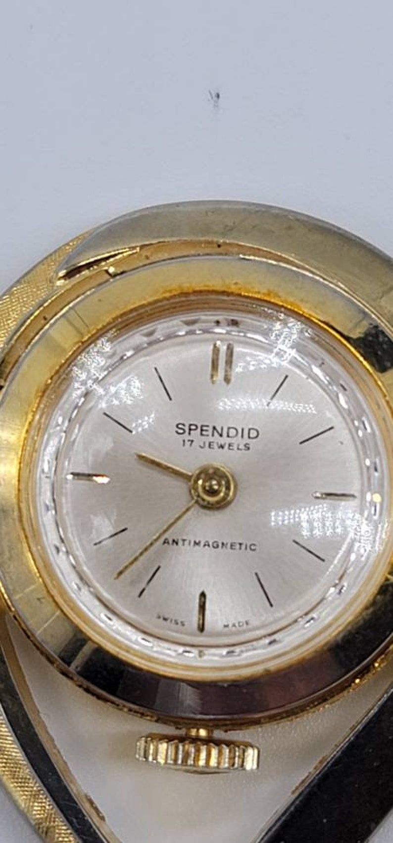 Vintage SPENDID 17 Jewels Antimagnetic Swiss Made Round Gold Tone ...