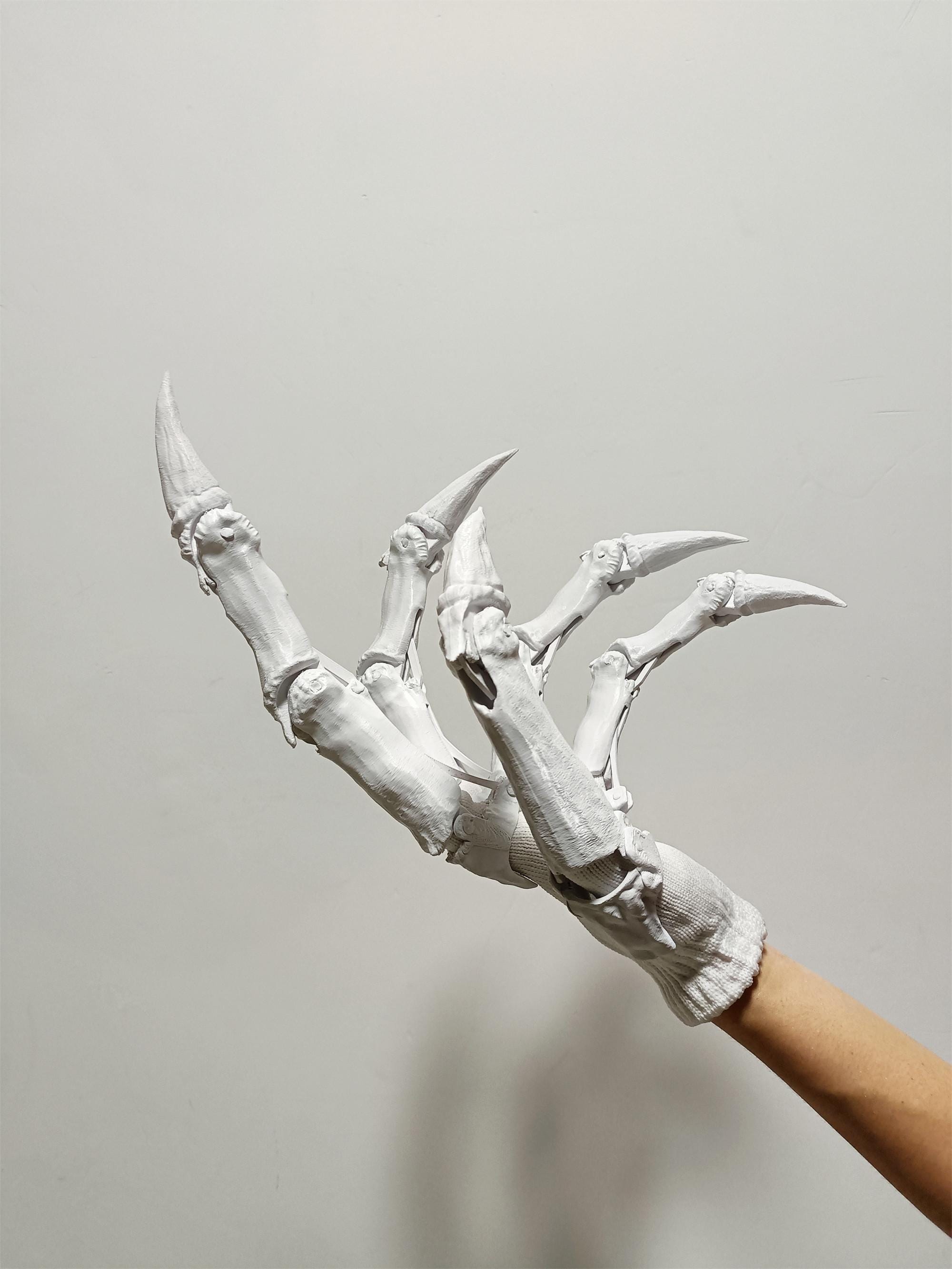 White Skull Claws, Tech Paws Claw, Robot Blades Fingers, Mechanical ...