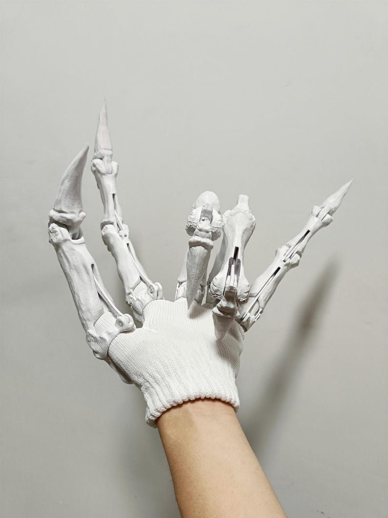 White Skull Claws, Tech Paws Claw, Robot Blades Fingers, Mechanical ...