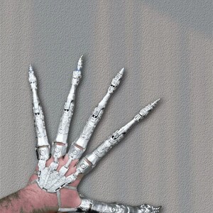 Skull Claws Gloves, Silver Tech Paws Claws, Robot Blades Fingers ...