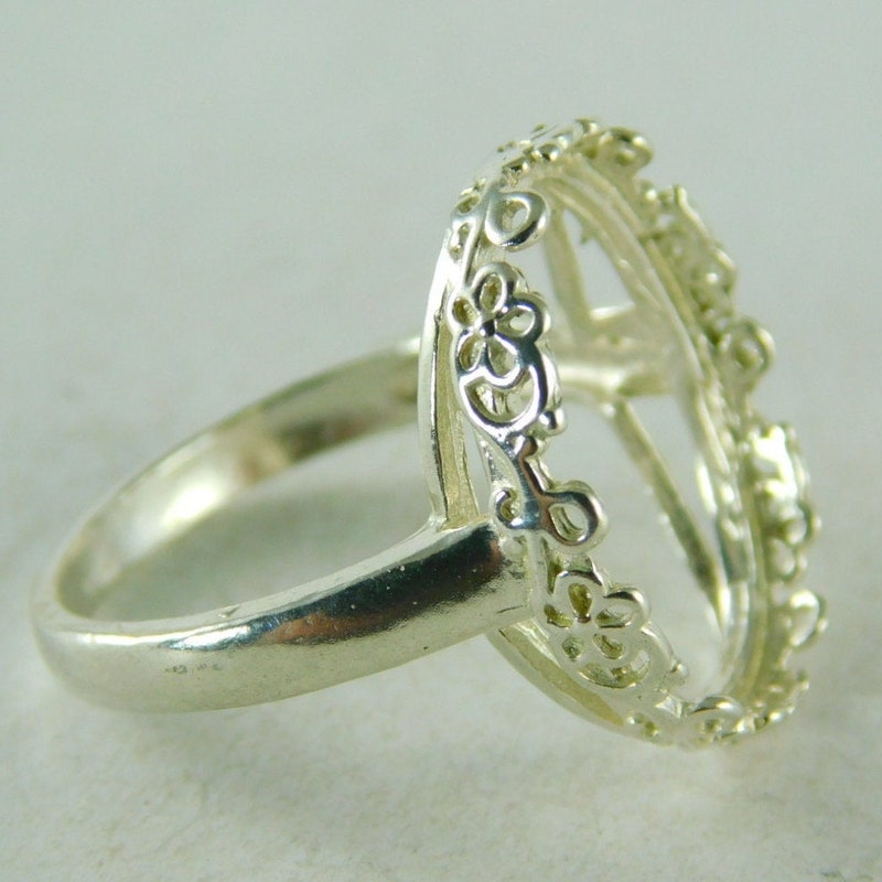 Oval Cabochon Ring - Etsy