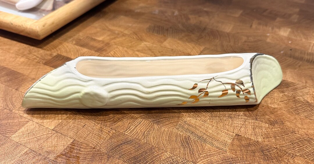 Pates Potteries Sydney Log Vase - Pastel Green With Gold Coloured ...