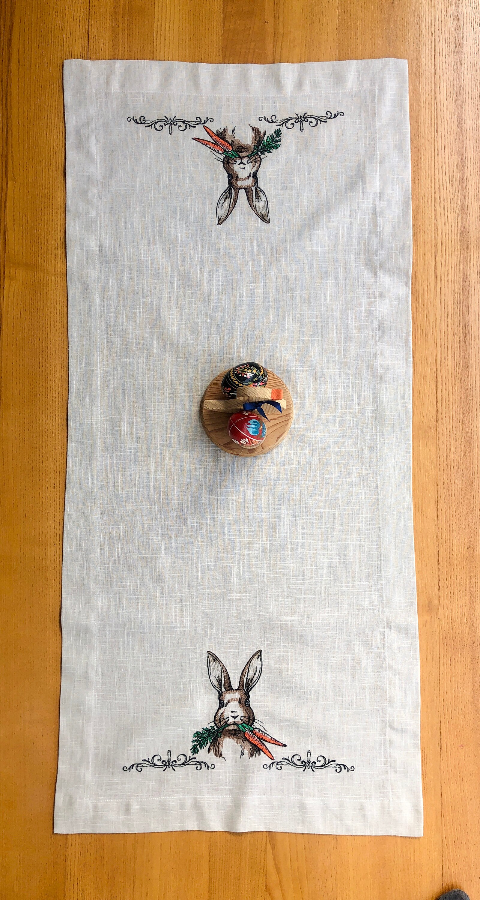 Embroidered Easter Table Runner Beige Linen Mr Bun Carrot - Etsy