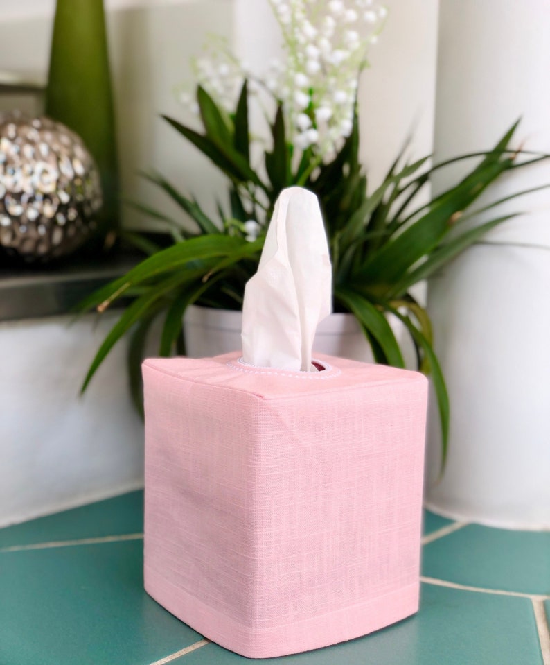Linen Tissue Box Cover: Embroidered Mouth, Minimalist Decor - Etsy