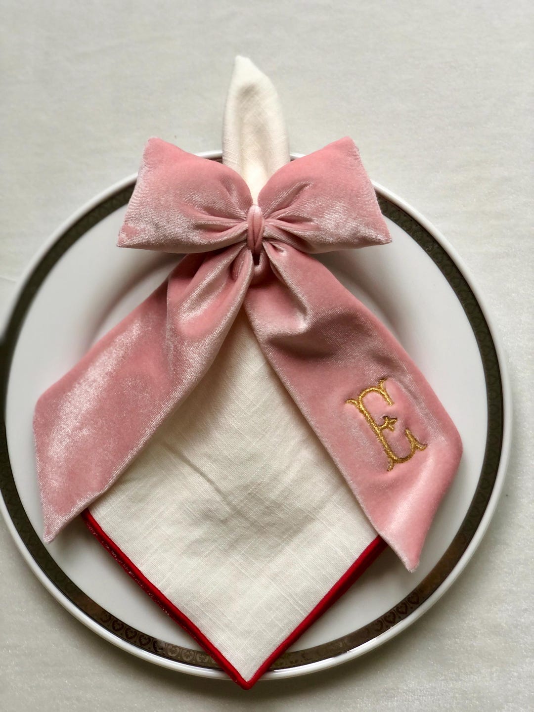 Winter Christmas Pink Monogrammed Ribbon Bows for Table Napkins ...