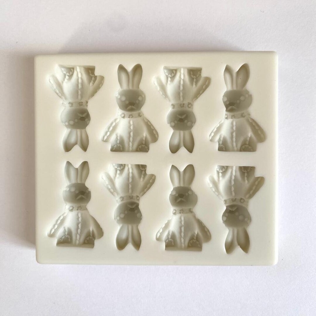 CUTE BUNNIES MOLD, 8 Cavity Fondant Mold, Rabbit Chocolate Mold, Easter ...