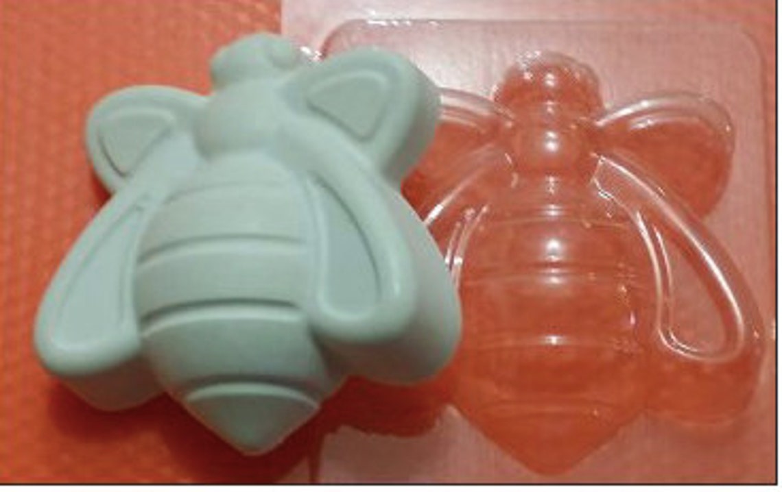 LARGE BEE MOLD, Bumblebee Plastic Soap Mold, Honeybee Bath Bomb Mold ...