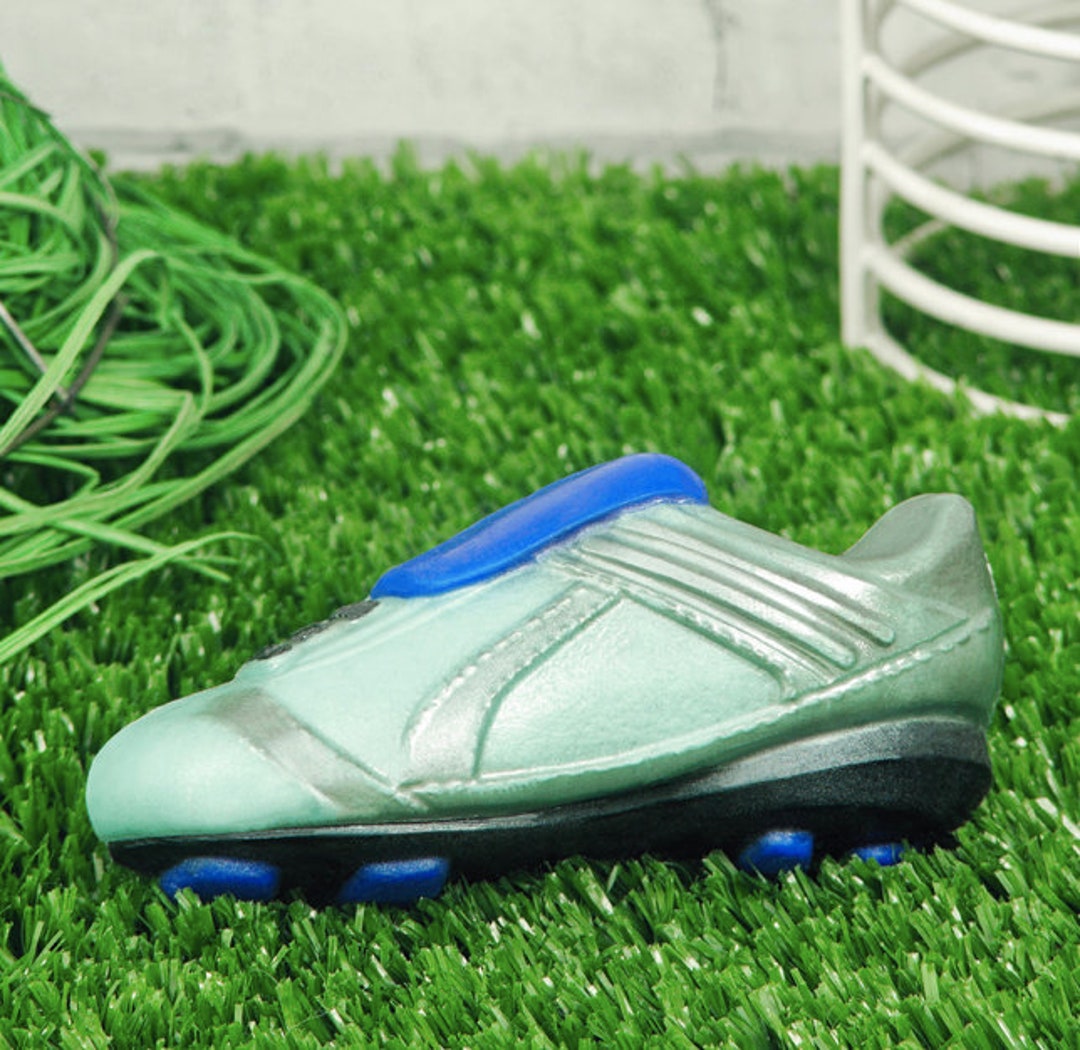 SOCCER SHOES MOLD, Sneakers Plastic Soap Mold, Soccer Cleat Mold, Bath ...