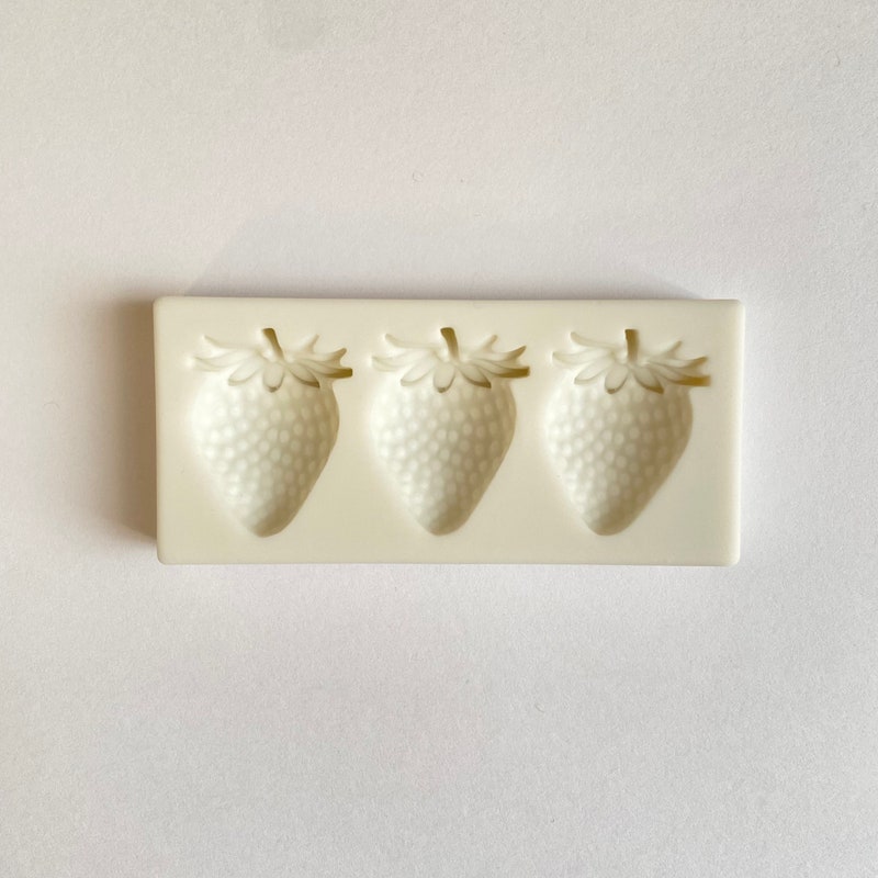Strawberry Mold - Etsy