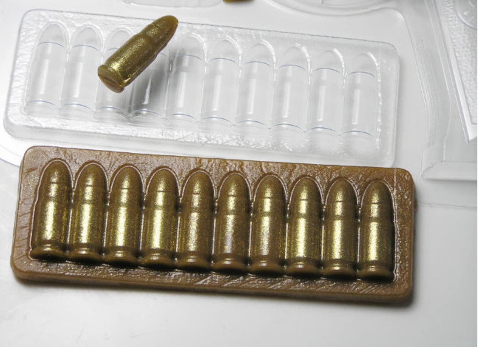 GUN MOLD, Gun & Bullets Chocolate Mold, Soap Mold, Hunter Theme Cake ...