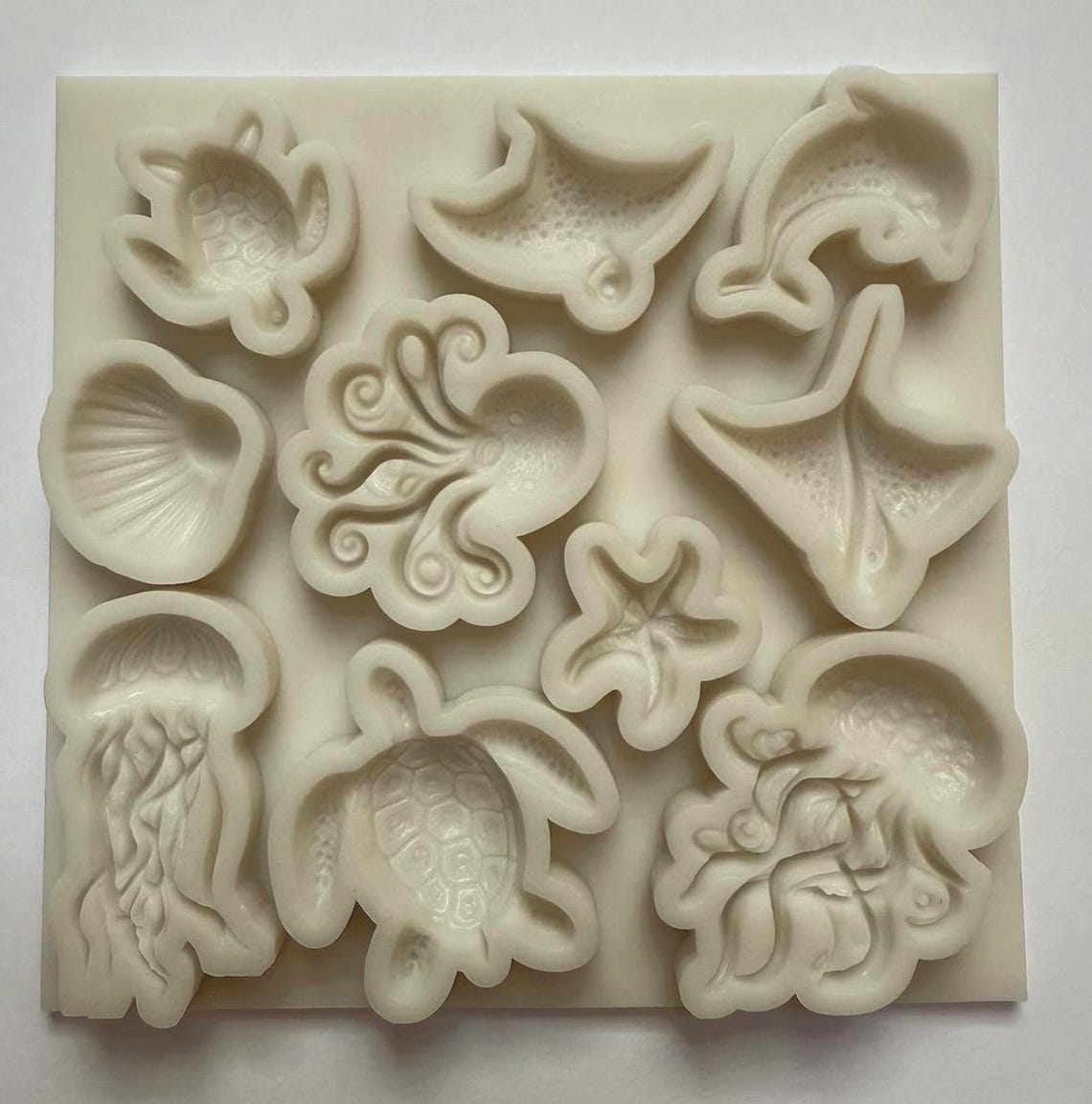 OCEAN CREATURES MOLD, Jellyfish Sea Shell Turtle Dolphin Fondant Mold ...