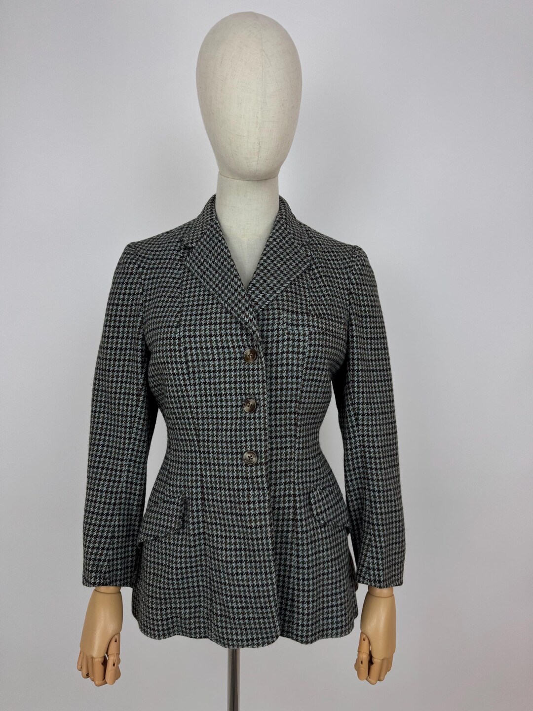 HK Trademark Tweed Equestrian Showing Jacket Showerproofed Tweed Wool ...