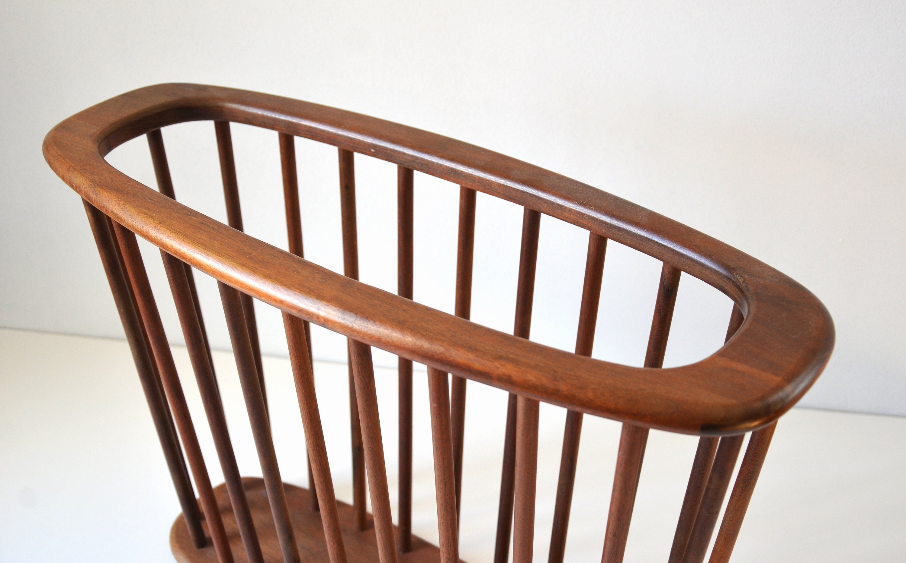 Vintage Mid-century Modern Oval Walnut Wood Magazine Rack by - Etsy
