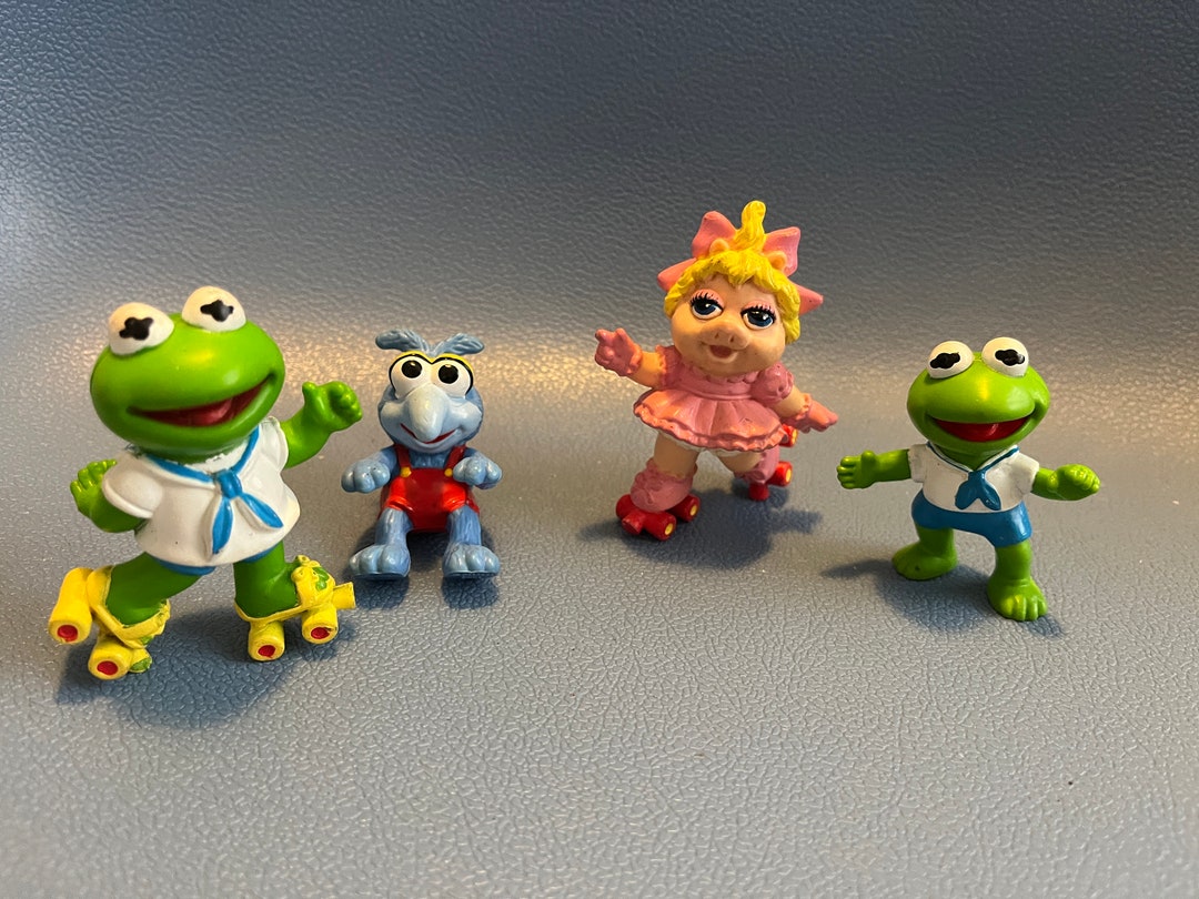 Vintage Muppet Babies Figures 2.5 Inches Missy Piggy Skating Kermit the ...
