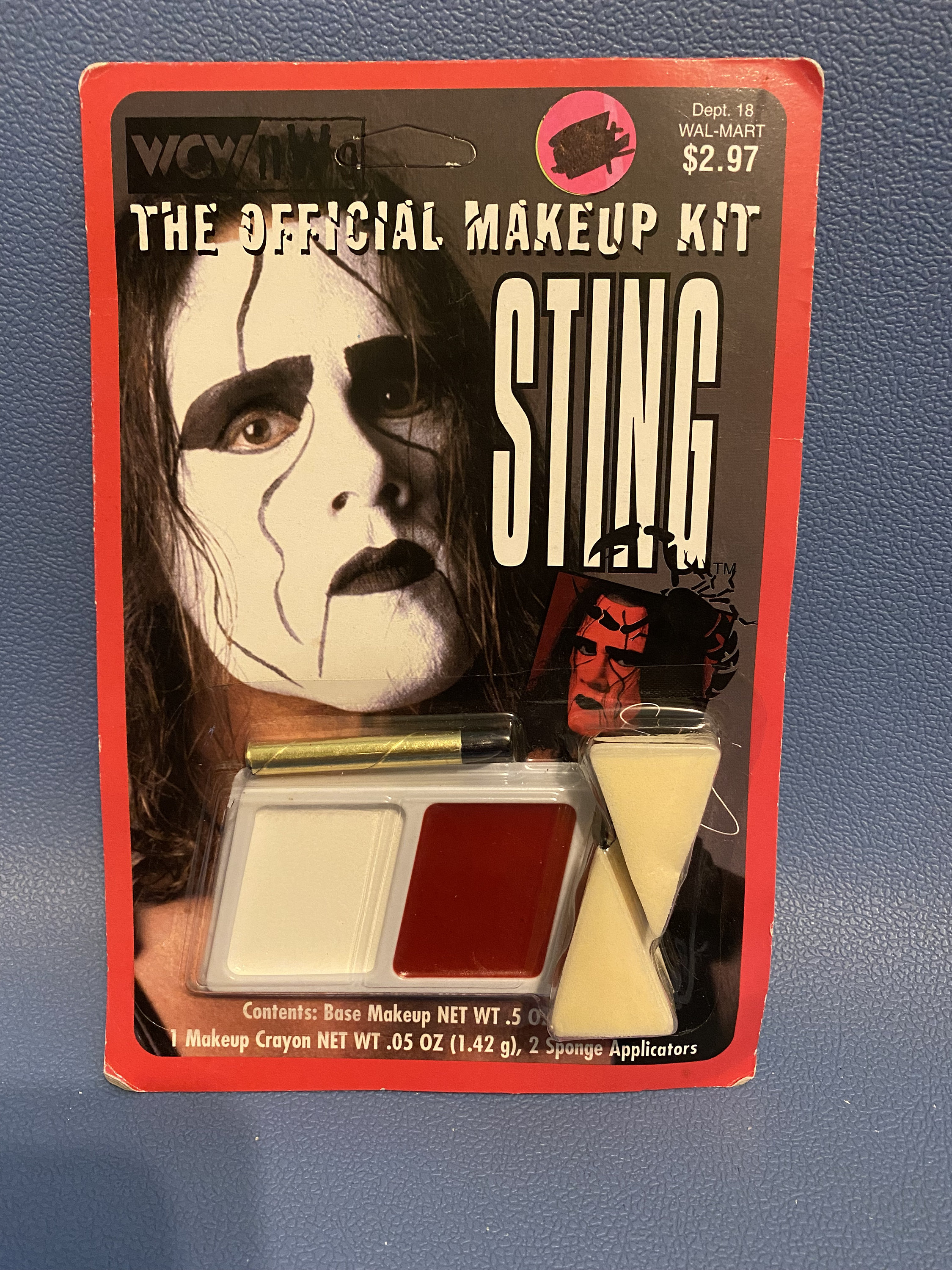 Sting Makeup