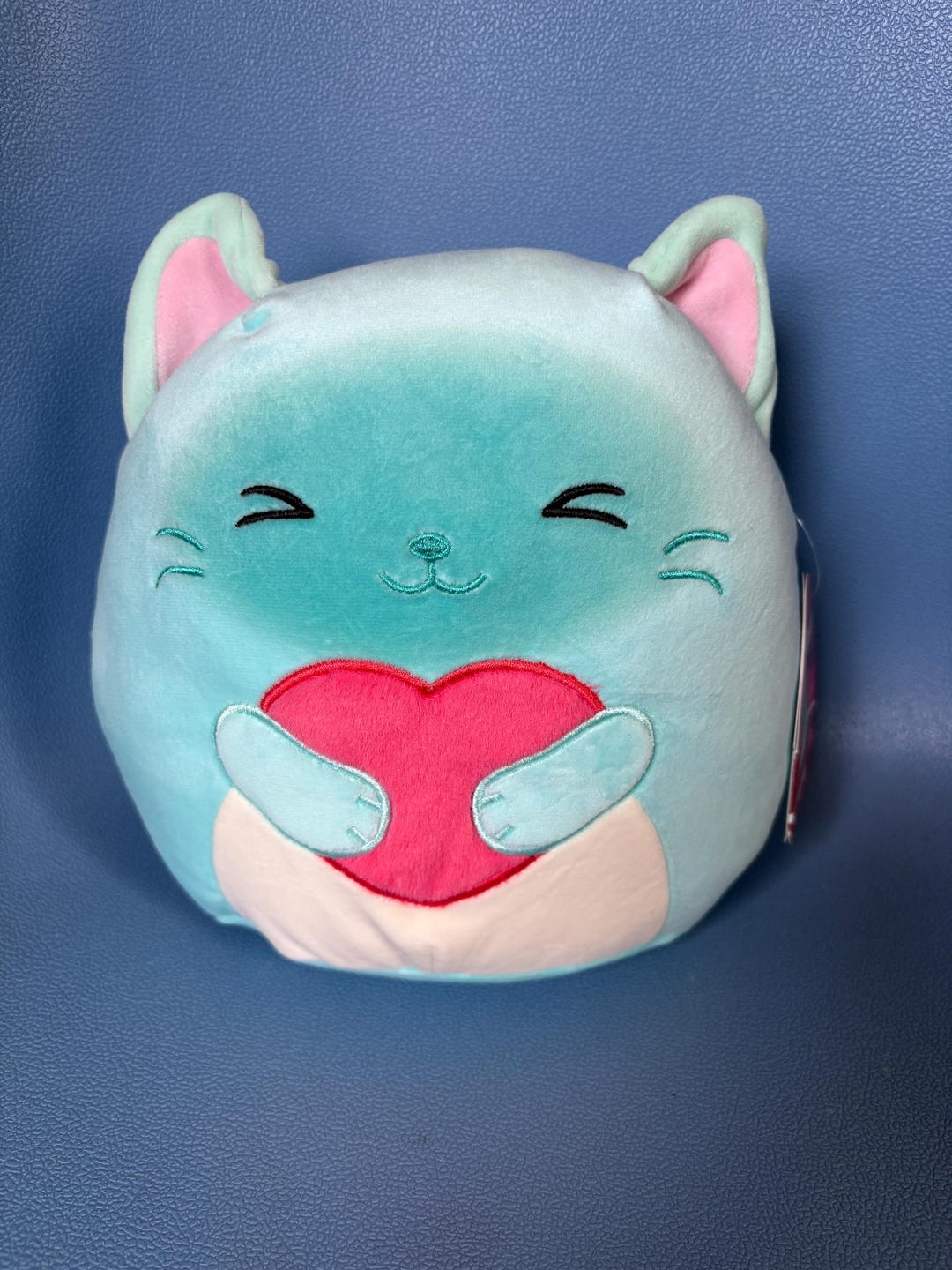 NWT New Squishmallows Squishmallow Sigrid the Cat Valentines Day 2025 ...