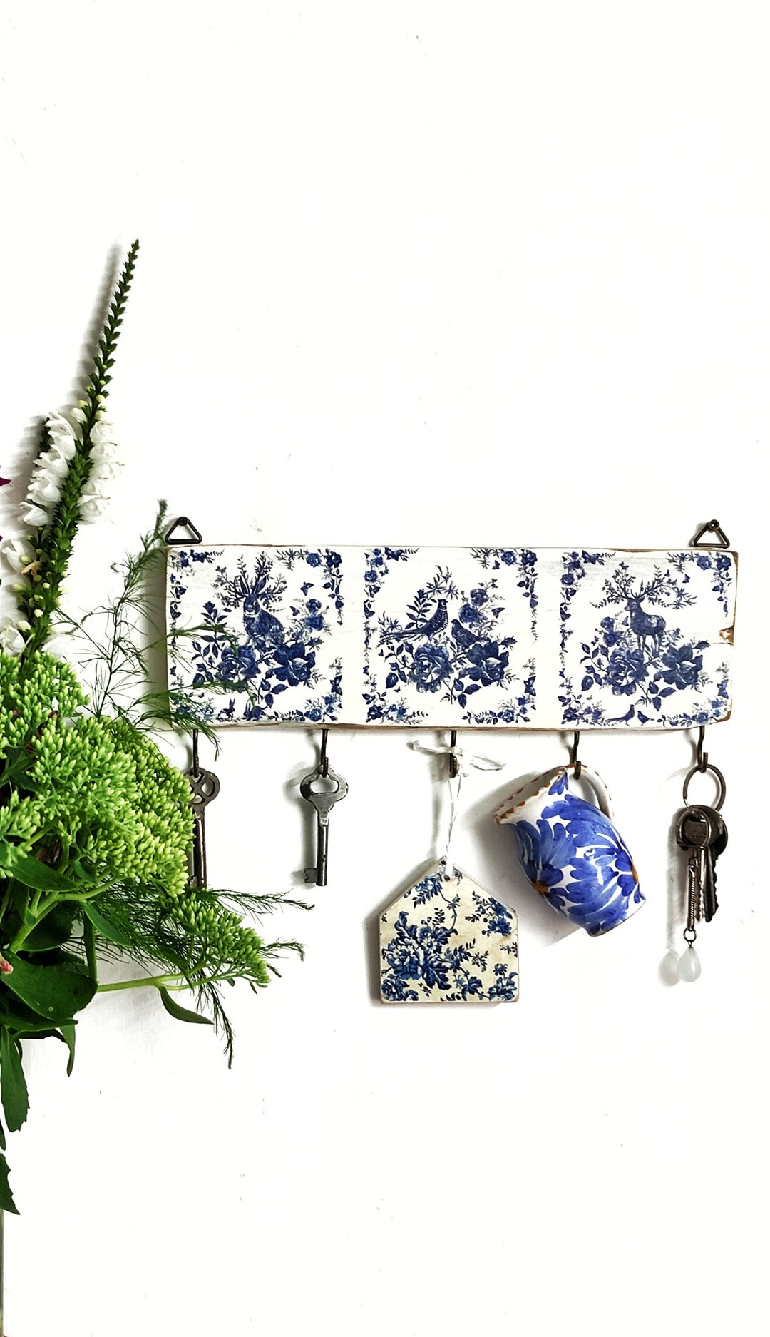 Willow Blue Key Holder for a Wall Toile Art Upcycling Wood - Etsy