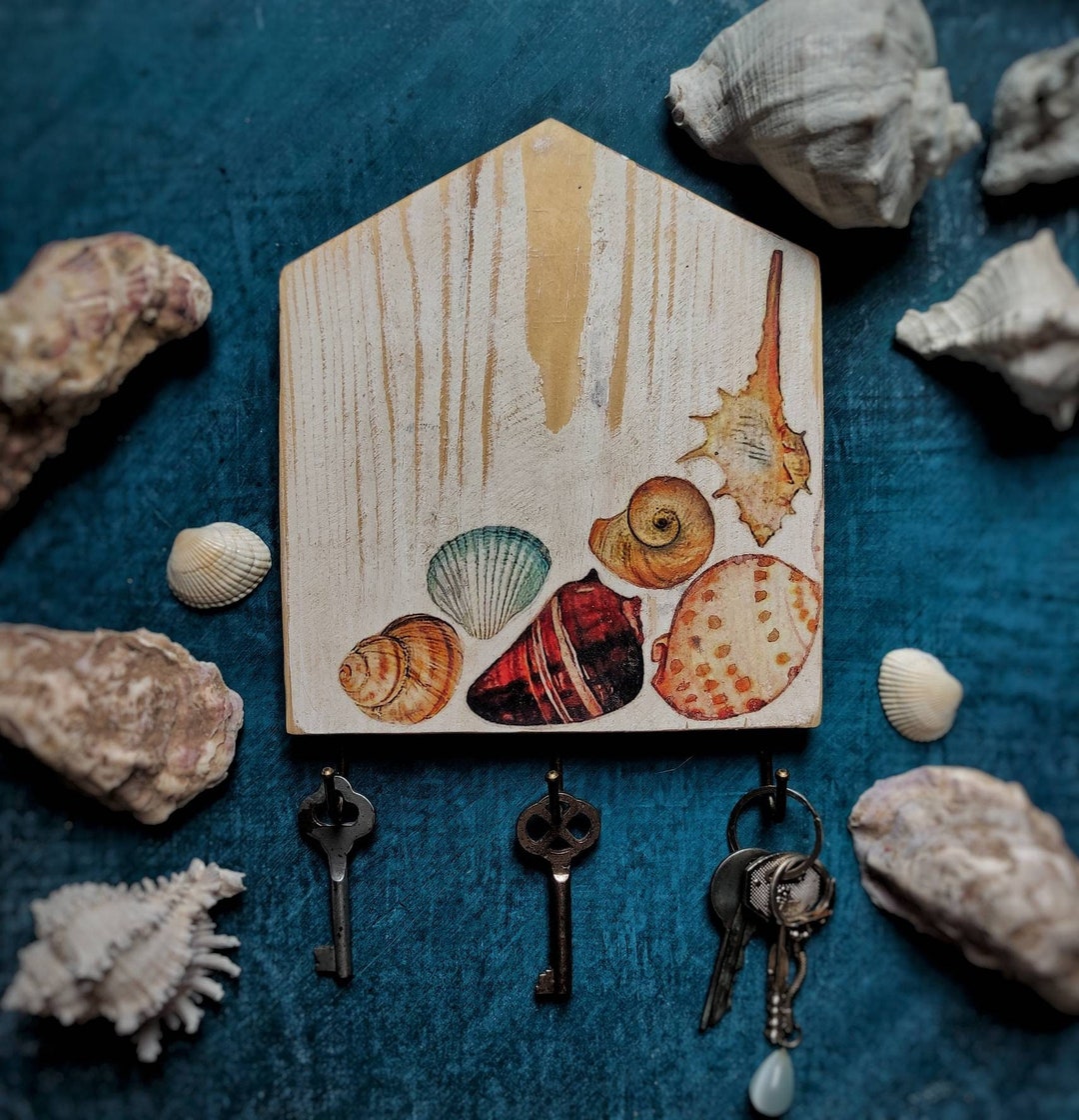 Wooden Key Holder for a Wall With Sea Shell, Sea Cottage Key Rack ...