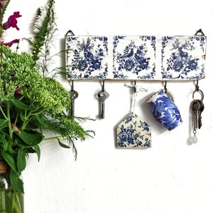 Willow Blue Key Holder for a Wall Toile Art Upcycling Wood - Etsy