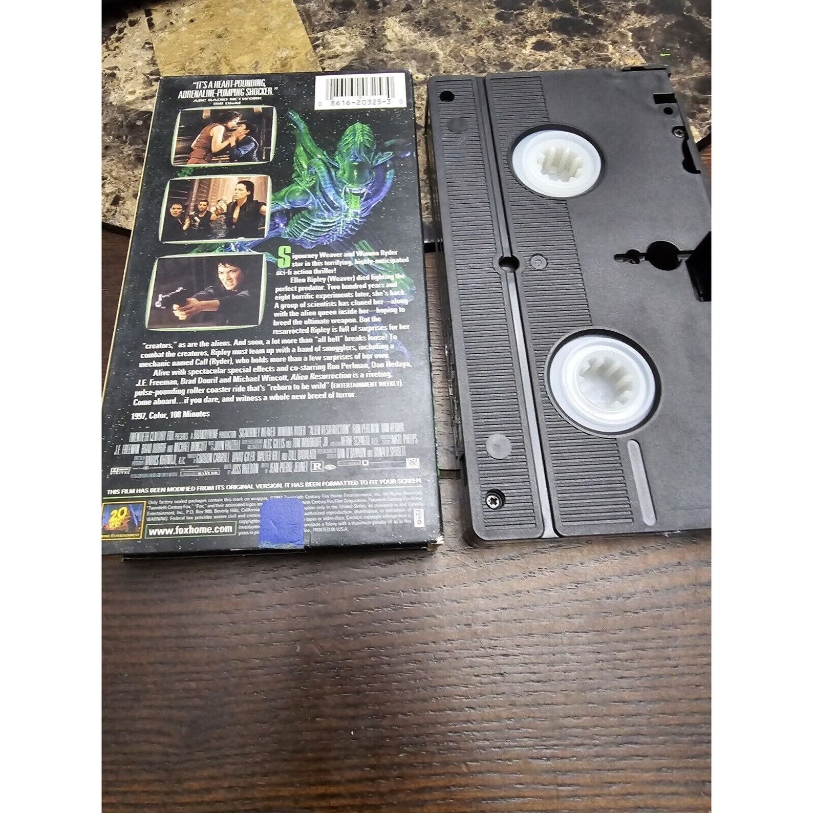 Alien Resurrection (VHS, 1998) Movie Rated R - Etsy