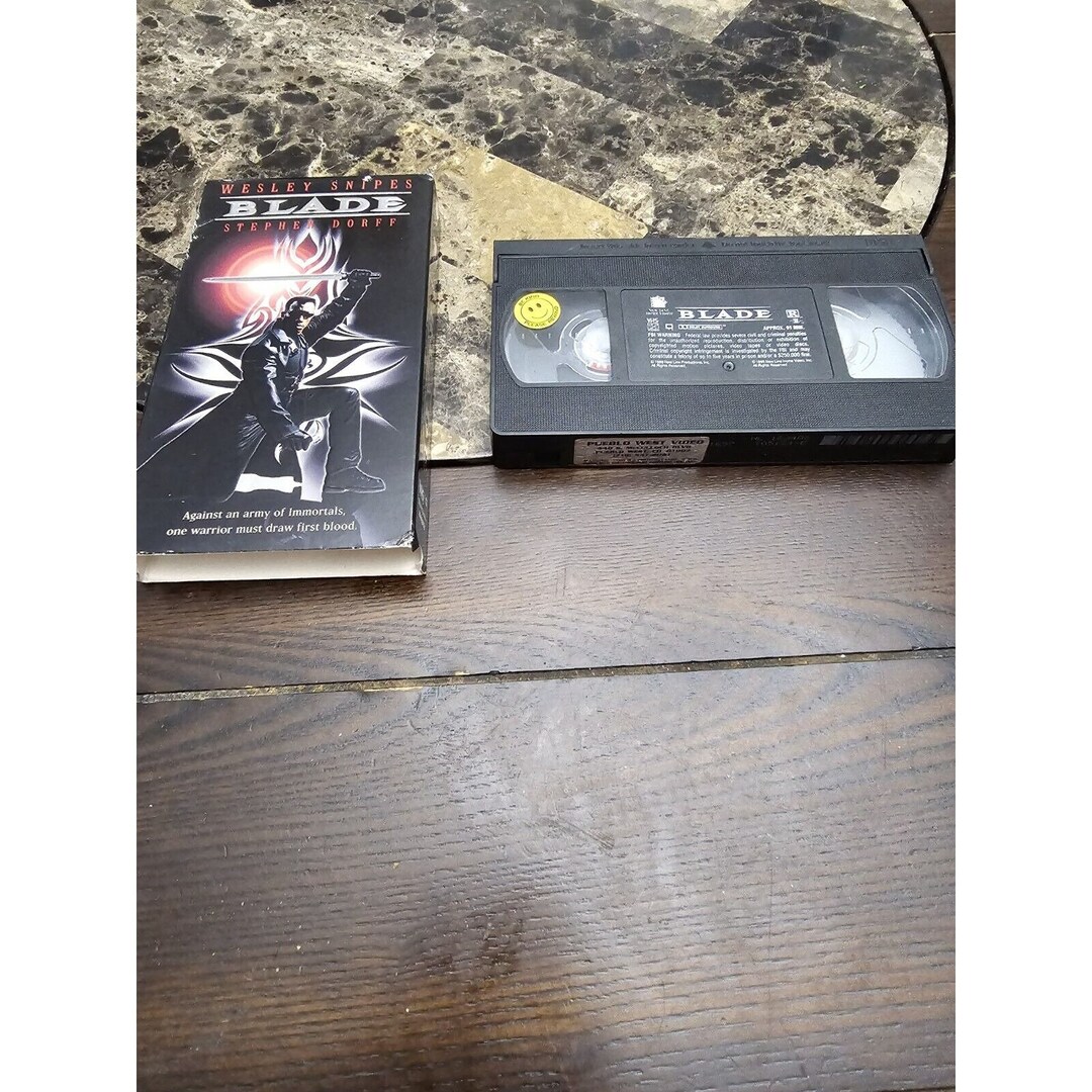 Blade VHS 1998 Movie Rated R Wesley Snipes - Etsy
