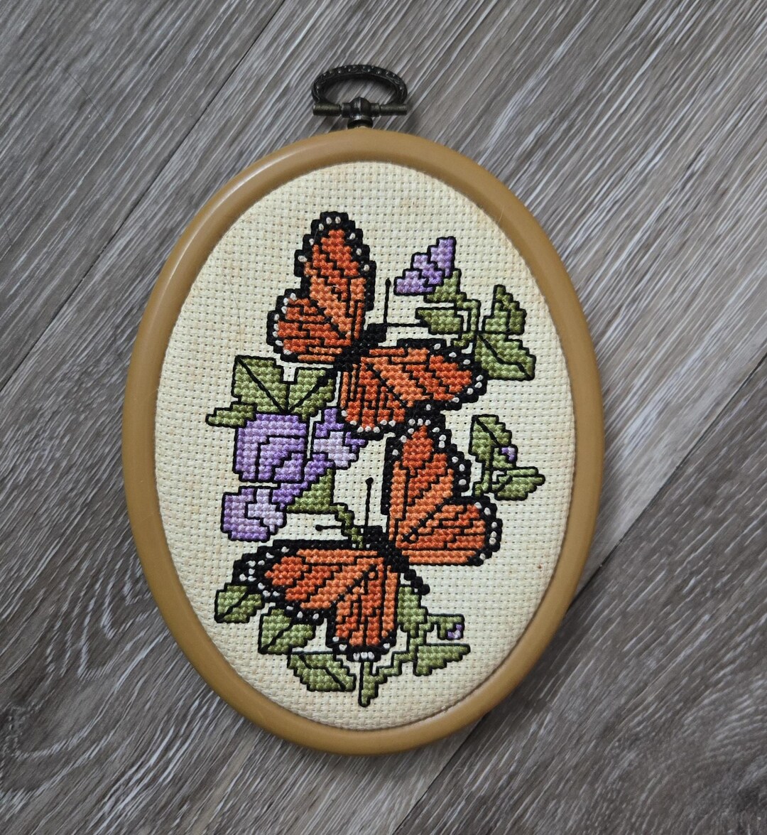 Oval Monarch Butterfly Needle Point Wall Hanging 5 X 7 Vintage 1960's ...