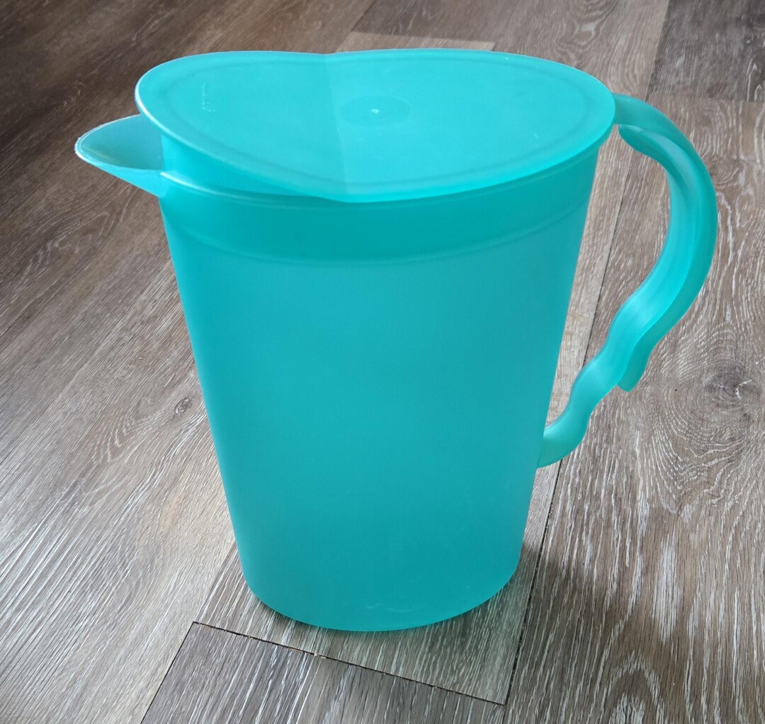 Tupperware Impressions Teal Pitcher 2.1 Liters 3333B Ice Tea Lemonade ...