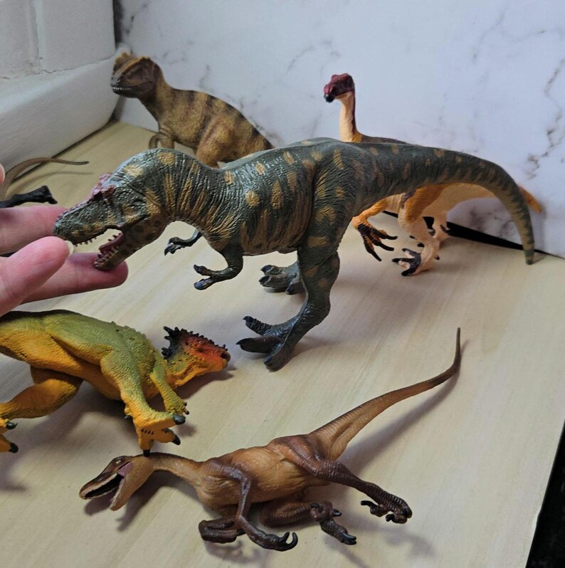 Dinosaur Dilophosaurus T-rex Dracorex Allosaurus Animal Figure Lot ...